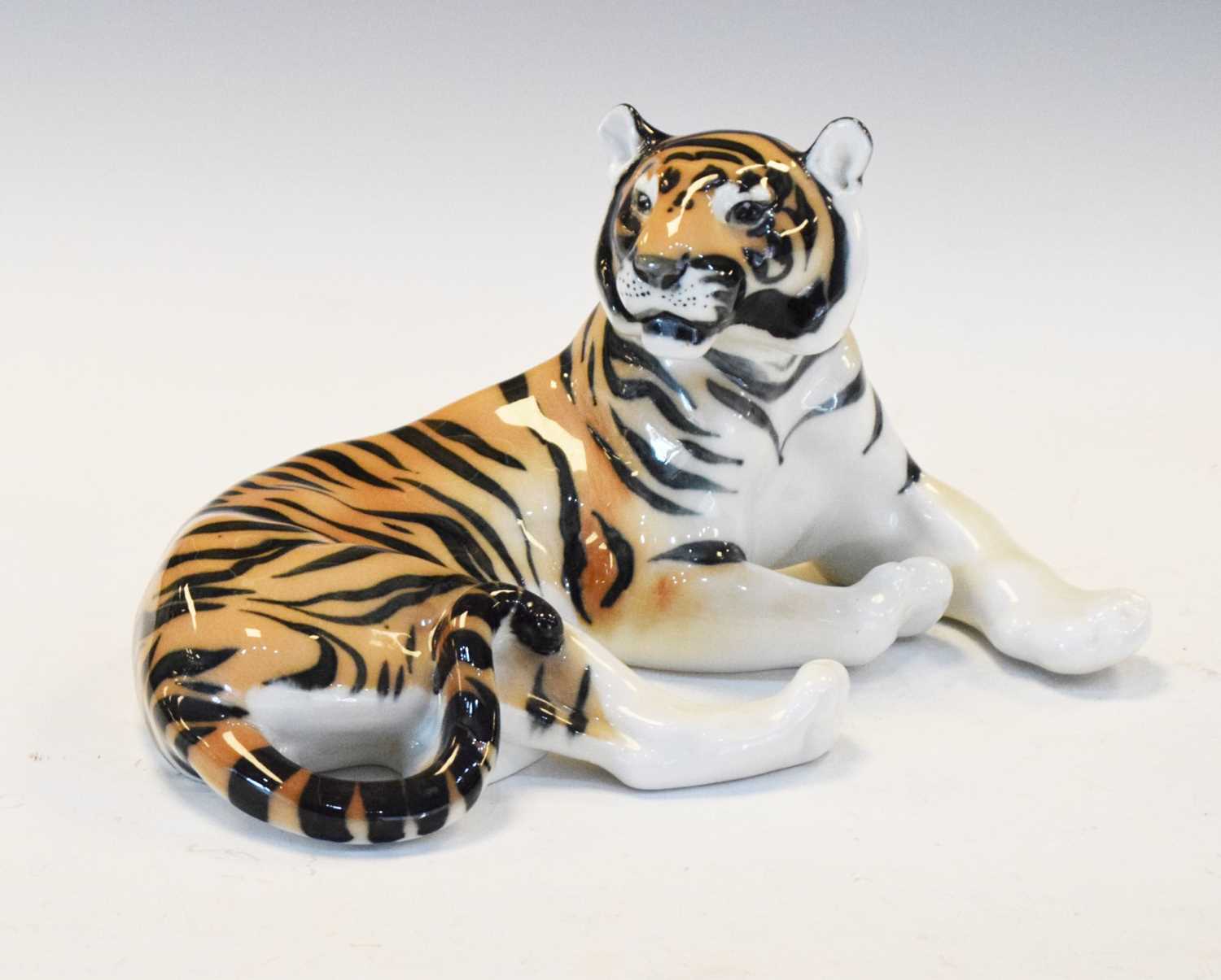 Lot 368 - U.S.S.R porcelain model of a tiger in